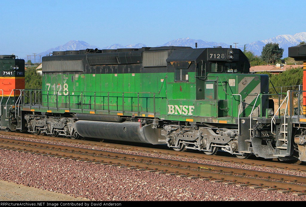 BNSF 7128